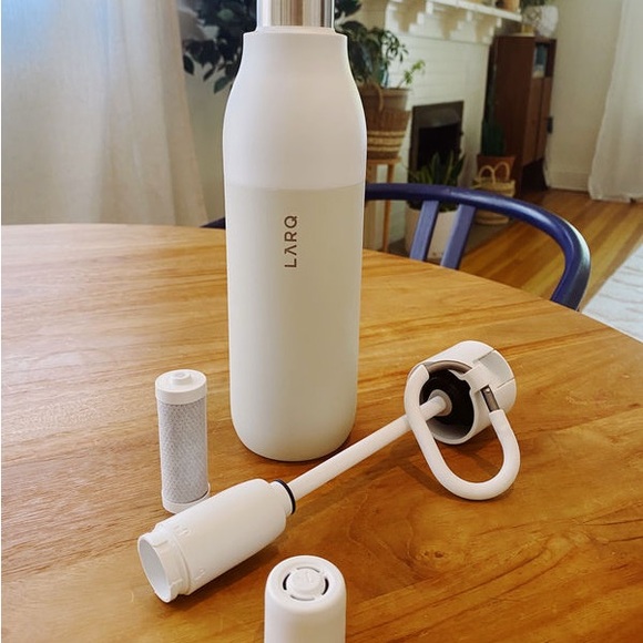 ARQ | Dining | Arq Granite White Filtered Bottle | Poshmark